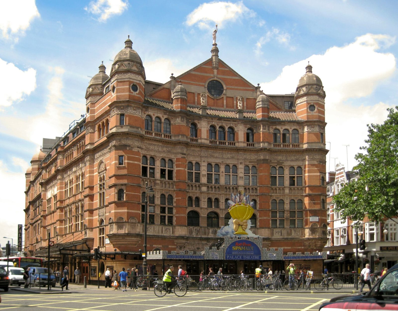Palace Theatre - iVisit