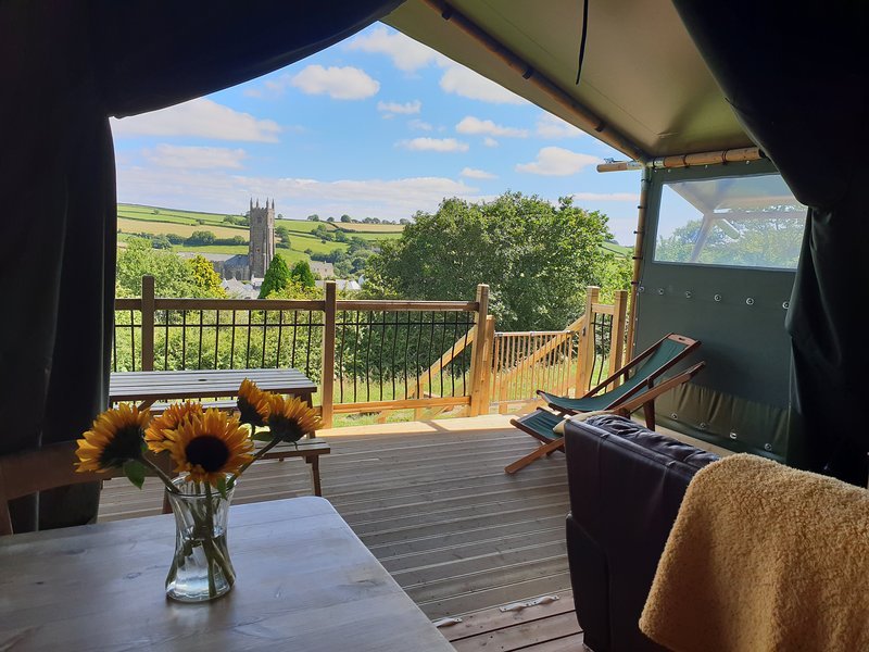 Brackenhill Glamping - iVisit